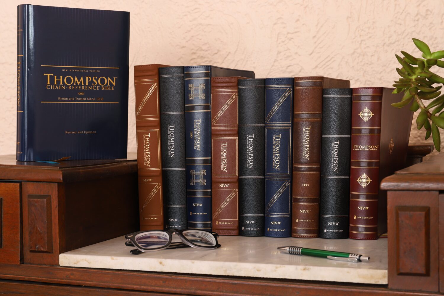 Thompson Chain-Reference Bible - Revised Editions